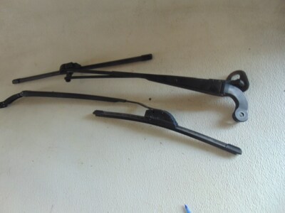 1997 Lexus LS 400 Windshield Wiper Arms RH & LH | eBay
