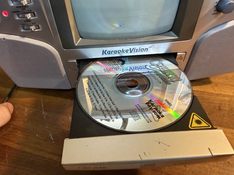 The Singing Machine MTV CDG Stereo Karaoke with Built-in Video Camera ...