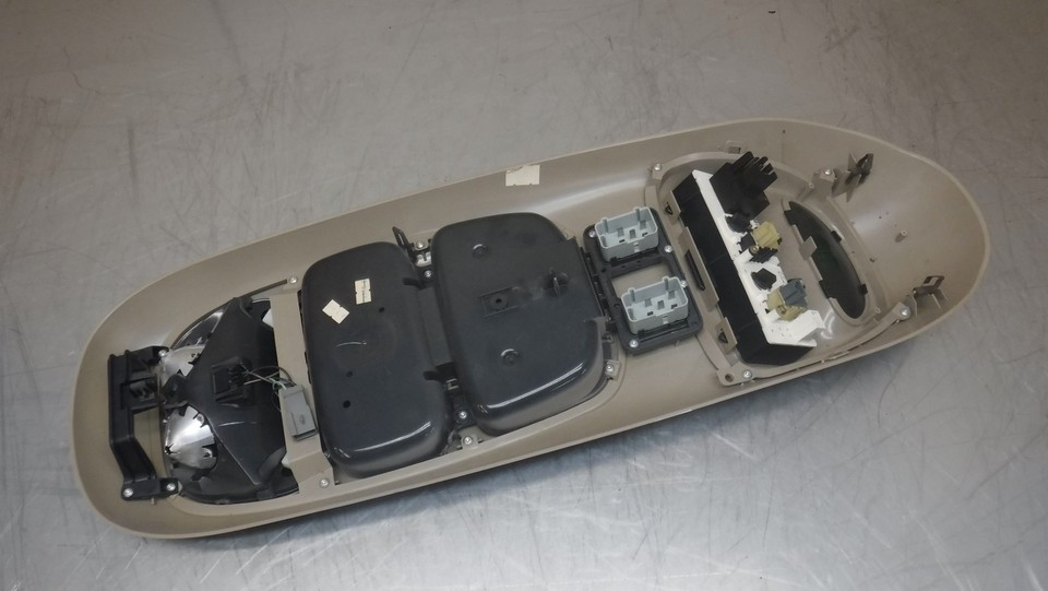 Ford Excursion Overhead Top Roof Console Map Light 00-05 Tan | eBay