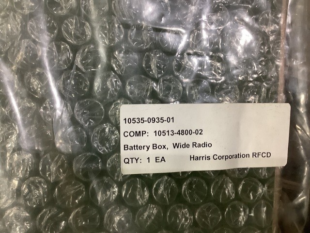 GENUINE HARRIS 10513-4800-02 WIDE RADIO BATTERY BOX NSN 6160-01-468 ...