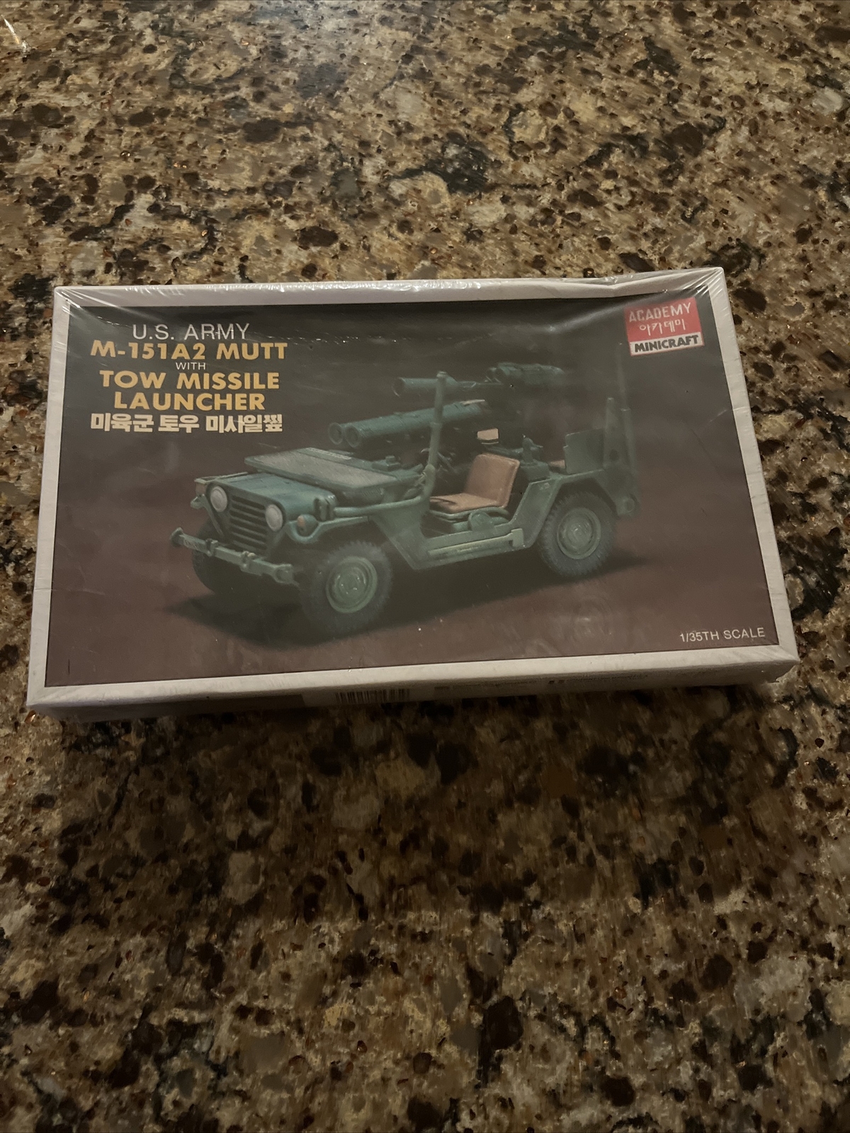 Academy Minicraft U.S.Army M-151A2 Mutt w/Tow Missile Launcher Model ...