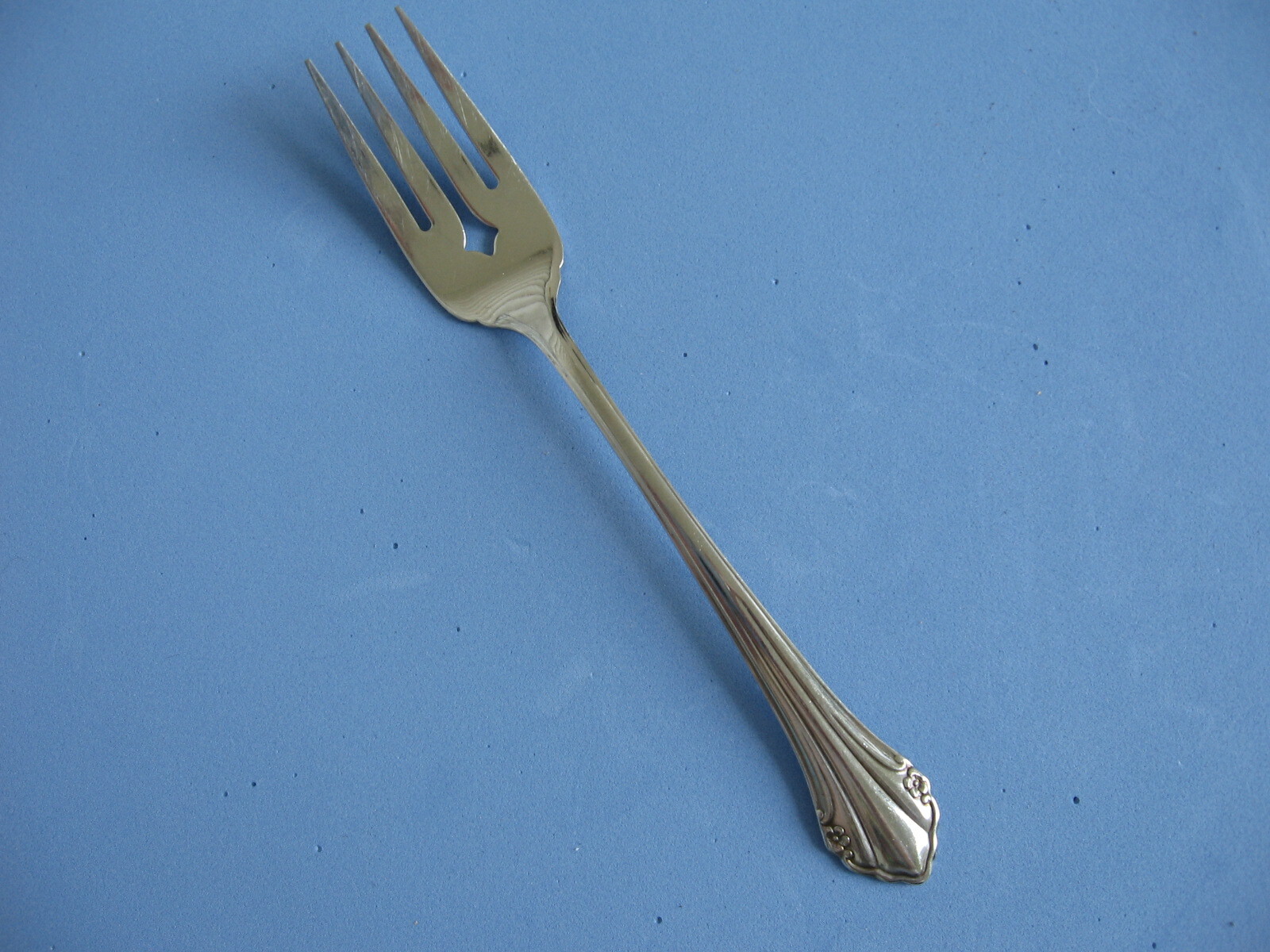 Stainless salad / dessert fork Oneida USA BITTERSWEET fluted flowers | eBay