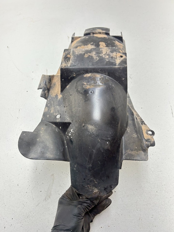 97 1997 Suzuki DR650SE Dr 650 OEM Rear Back Fender Inner Plastic Mud ...