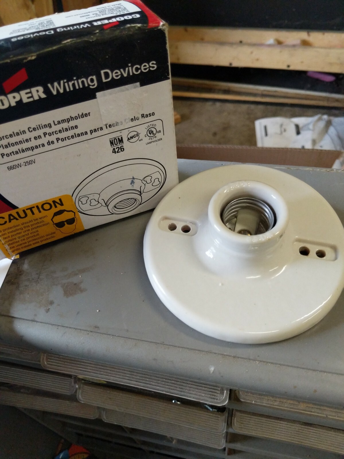 New Cooper Porcelain Ceiling Lampholder Keyless Light Socket 660W 4 ...