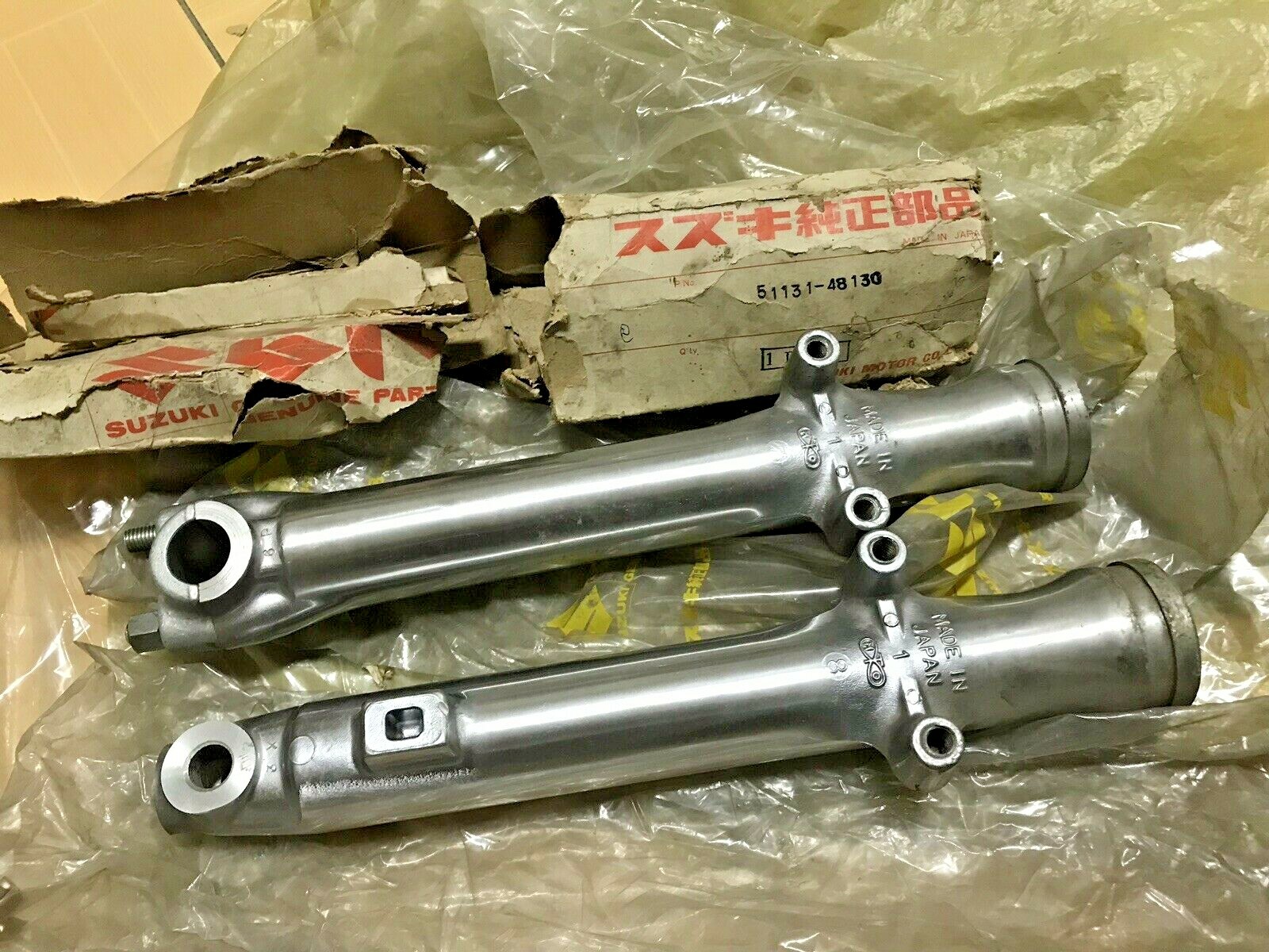 Suzuki TS100 TS100C/N L/R Tube Outer Front Fork NOS P/N 51131-48130 ...