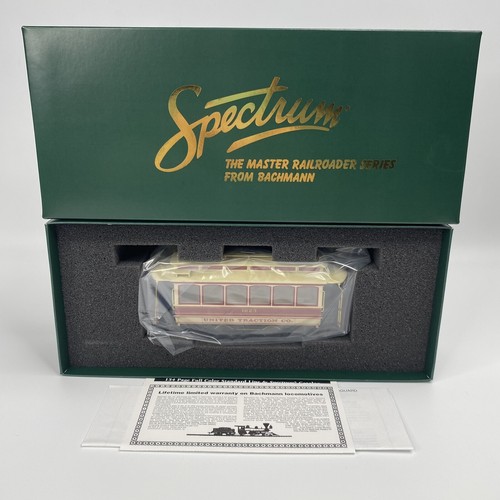 Bachmann Spectrum On30 United Traction Closed Street Train Car #25128 ...