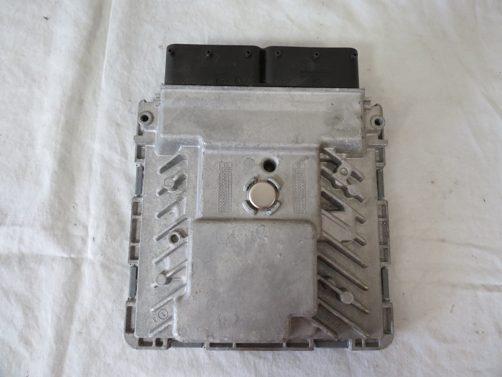 13 14 15 VW Beetle 2.0L Engine Control ECU ECM Module Continental ...
