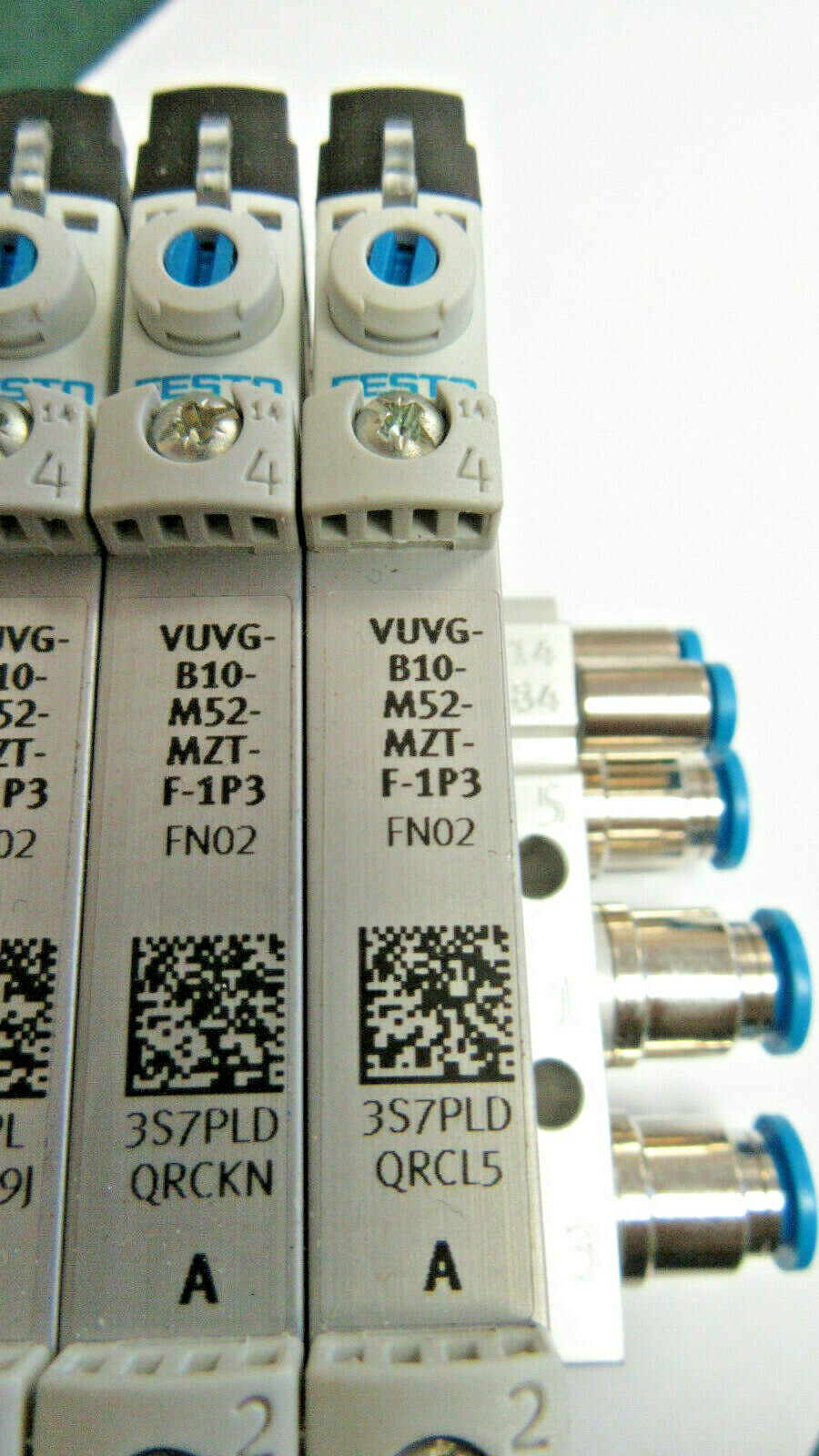 Festo VTUG TERMINAL WITH QTY.4 VUVG B10-M52-MZT-F-1P3 SOLENOID VALVES ...