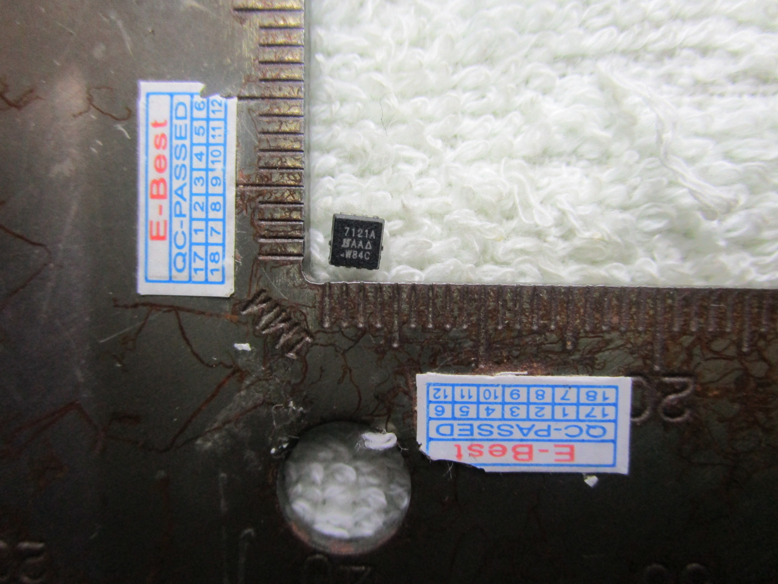 5x 7I2IA 7I21A 712IA SI7121A SI7121AD 7121A SI7121ADN SI7121ADN-T1-GE3 ...