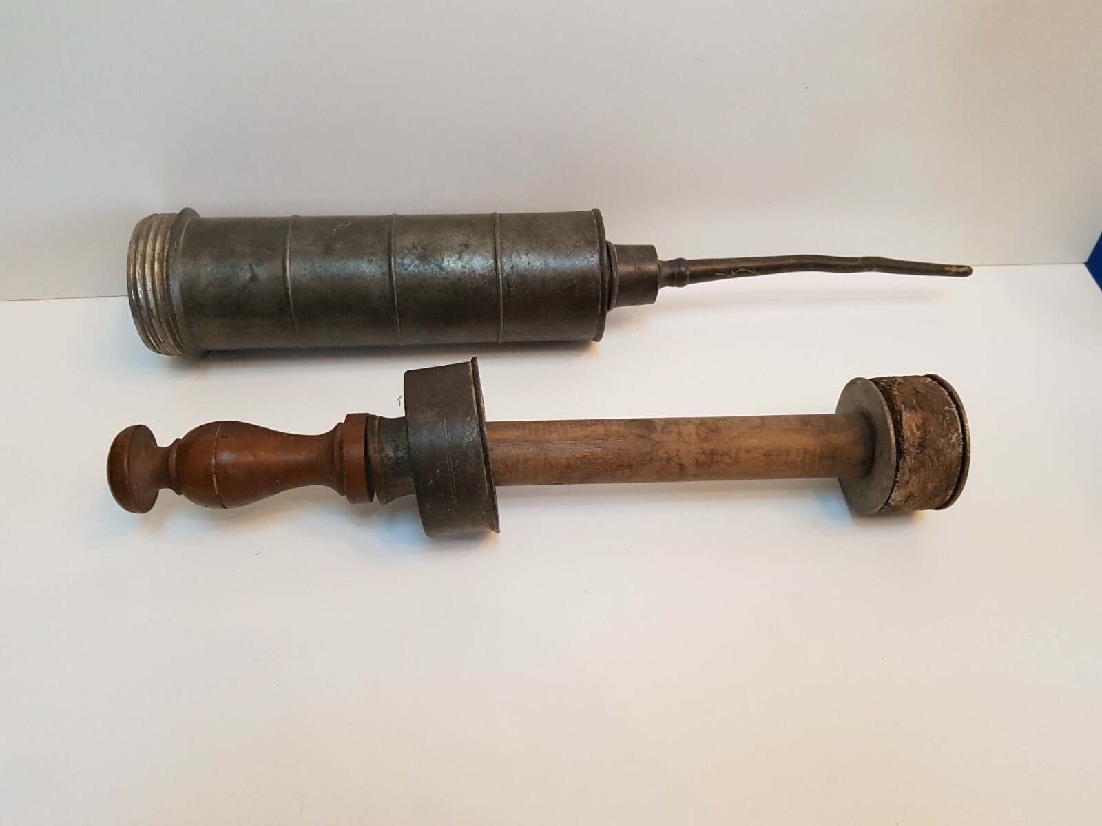 Clystère soi-même en étain de Villardry 19ème siècle | eBay