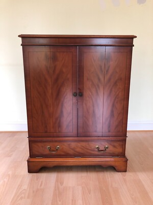 Beautiful Mahogany Corner TV / HiFi/Gaming Unit Cupboard | eBay UK