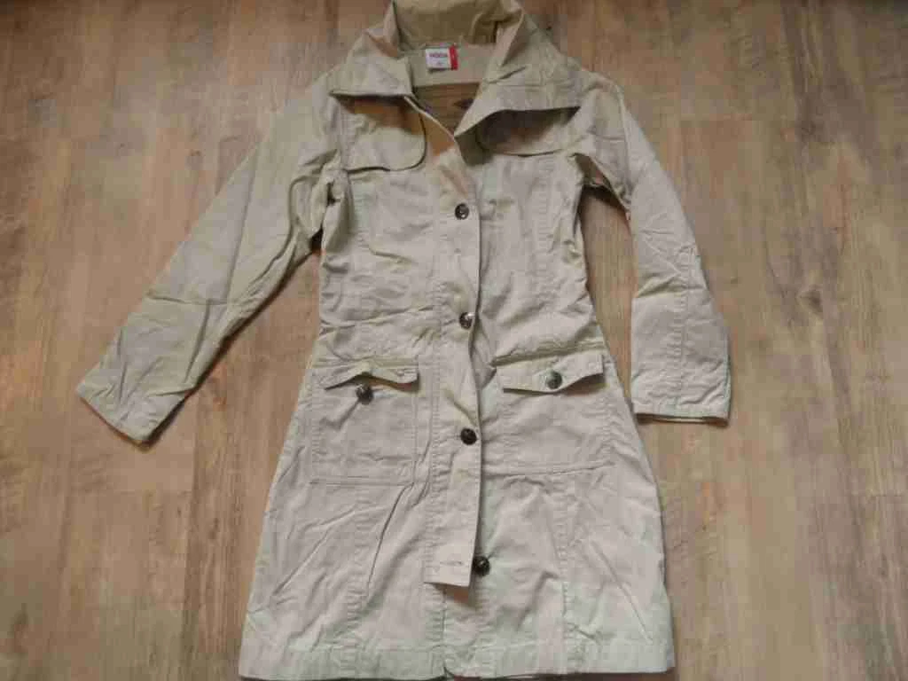 Mehrdeutig Trampling Abgeschafft ernstings mantel Zuflucht suchen machen Sie ein Foto Süßigkeiten