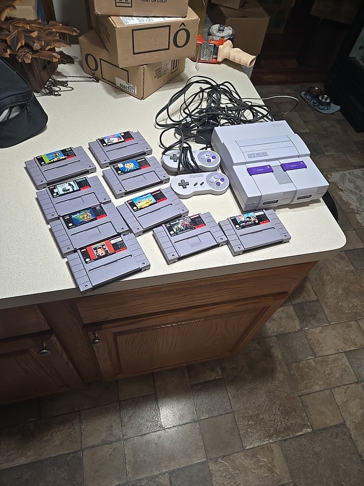 Super Nintendo SNES Console Bundle W/ 2 Controller 9 Games & Cords ...