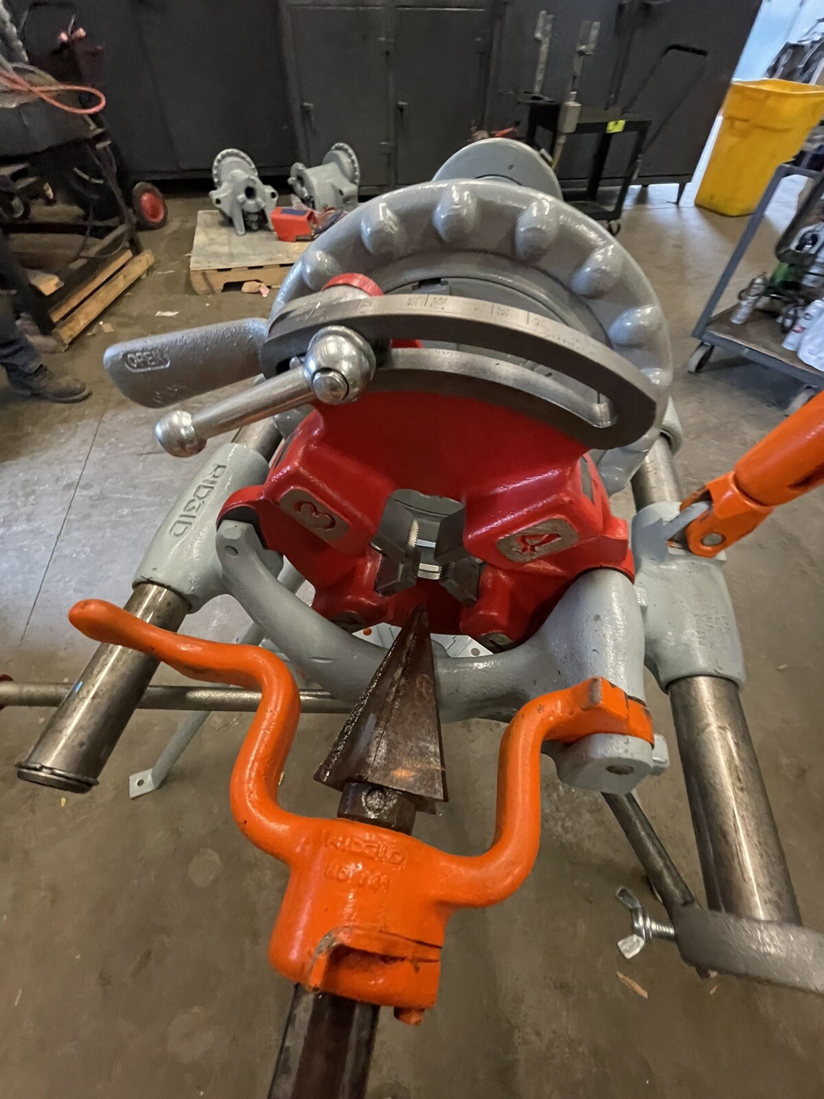 Ridgid 300 Pipe Threader 1/2"-2" Threading Machine Carriage Reamer ...