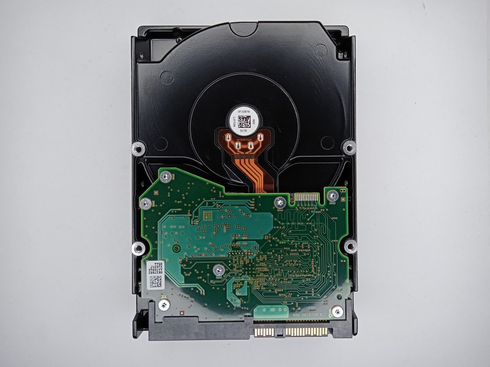 HGST 0B26328 HUS723030ALS640 3TB 3.5 in LFF 64MB 7200 RPM SAS Hard ...