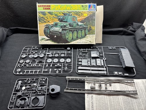 Vintage Italeri 1/35 German PZKPFW 38(t) Panzer Plastic Model Tank Kit ...
