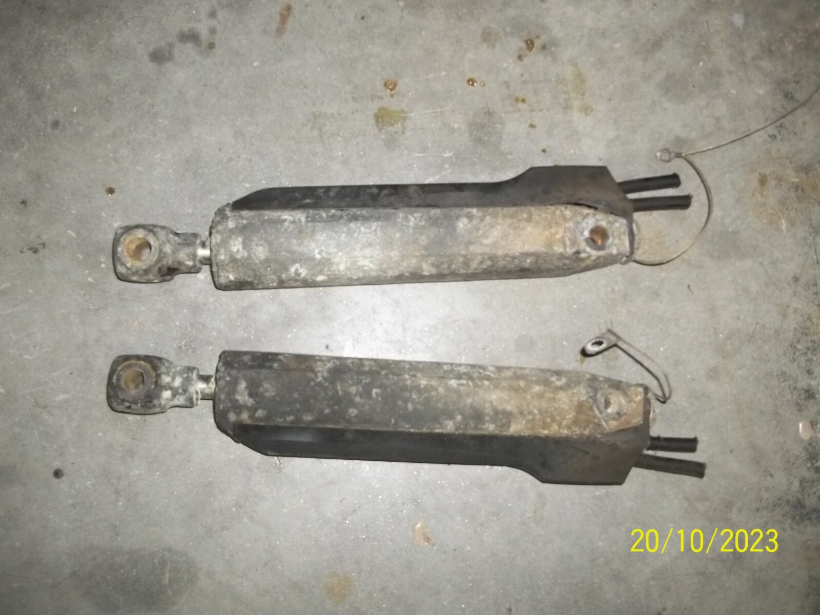 Lift PISTONS OMC cobra outdrive lift pistons | eBay