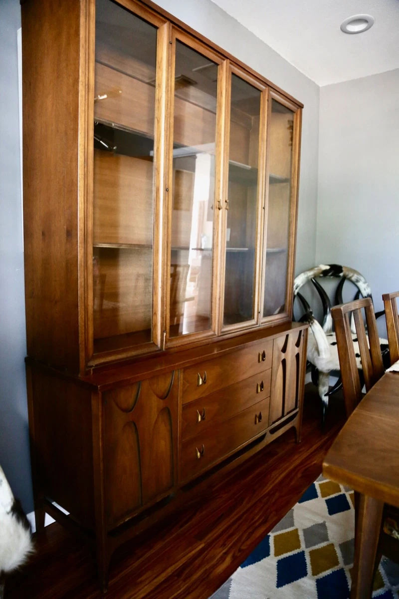 Broyhill Brasilia Display Cabinet | Cabinets Matttroy