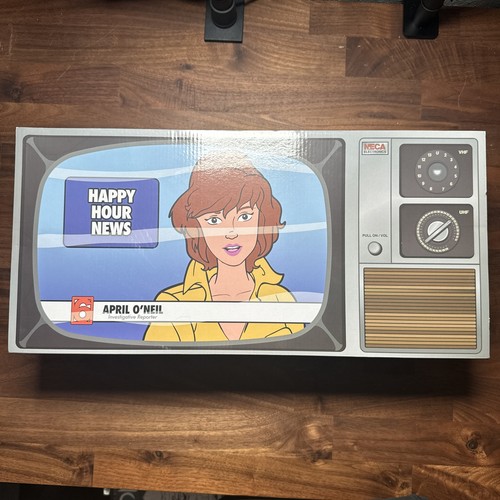 Neca Teenage Mutant Ninja Turtles April O'Neil Catwoman From Channel 6 ...