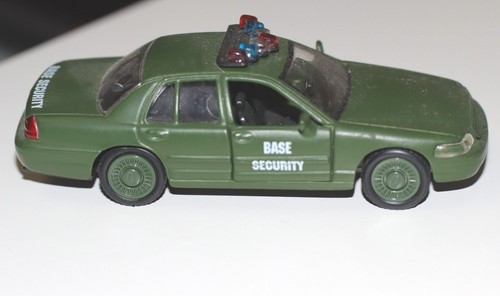 Maisto G.I. Joe Series 1:44 Scale Ford Interceptor Police Car BASE ...