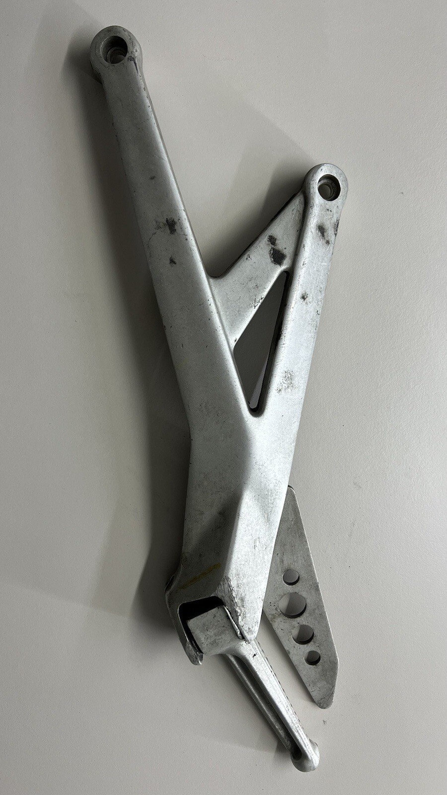 DUCATI MULTISTRADA 1000 05 MTS DS 1100 LEFT REAR FOOTPEG FOOT PEG MOUNT ...