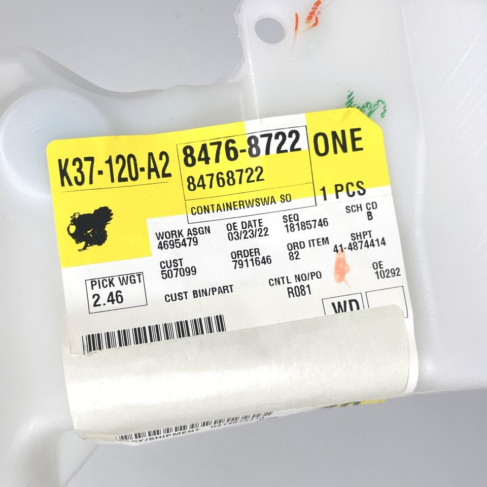 New Genuine GM OEM Windshield Washer Solvent Container 84768722 Equinox ...