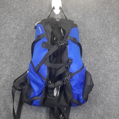 OSPREY HELIOS 26 Backpack Blue Black READ | eBay