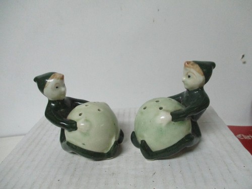 Vintage Japan Ceramic Christmas S&P Shakers - Pixie Elf w Snowball | eBay