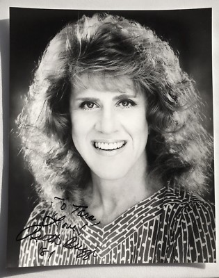 Ruth Buzzi, Actress, Comedian, Singer, 8 x 10 Signed / Autographed ...