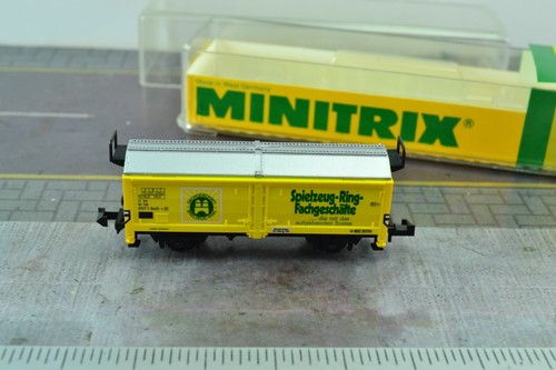 Minitrix 3530 Sliding Roof Spielzeug Ring Closed Wagon Car N Scale | eBay