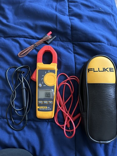 Fluke 324 True-RMS Clamp Meter with Temperature & Capacitance | eBay