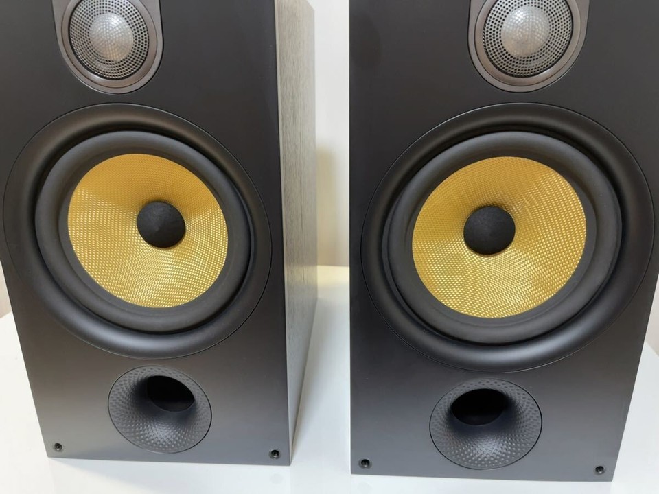 BOWERS & WILKINS 685 S2 BOOKSHELF SPEAKER PAIR BLACK 2 WAY 6.5" WOOFER ...