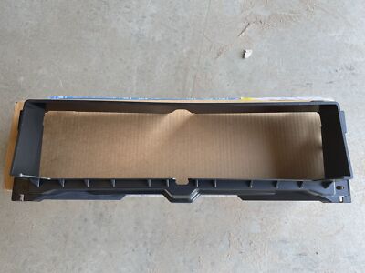 2020-2023 SILVERADO 2500HD LOWER RADIATOR SHUTTER BRACKET NEW GM ...