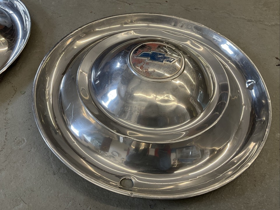 1947-1948 Chevrolet Accessory 16” Full Disc Hubcaps. Set Of 4. RG39 | eBay