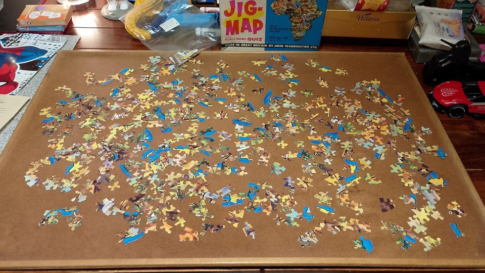 Waddington's AFRICA Jig-Map with Place Name Quiz COMPLETE, NO PIECES ...