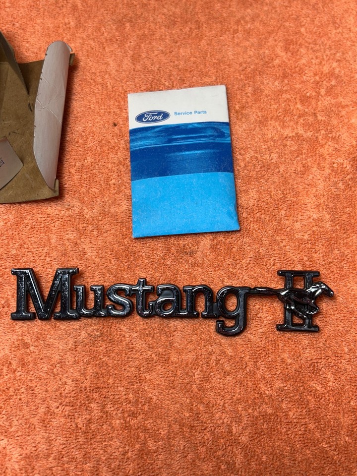 NOS 1974-78 Mustang II Emblem D4ZZ-6942528-A in Ford Box OEM w ...
