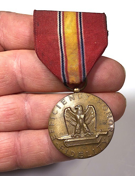 WWII US Military Good Conduct Service Medal Pin Ribbon Efficiency Honor ...