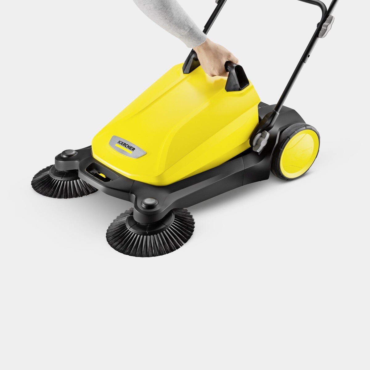 Karcher S 4 Twin Outdoor Mechanical Push Sweeper S4 1.766-360.0 ...