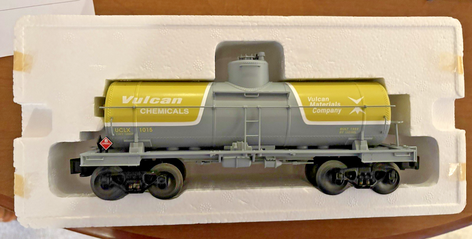Lionel 8000 Gallon Tank Car, Vulcan Chemicals, New, #6-19615 | eBay