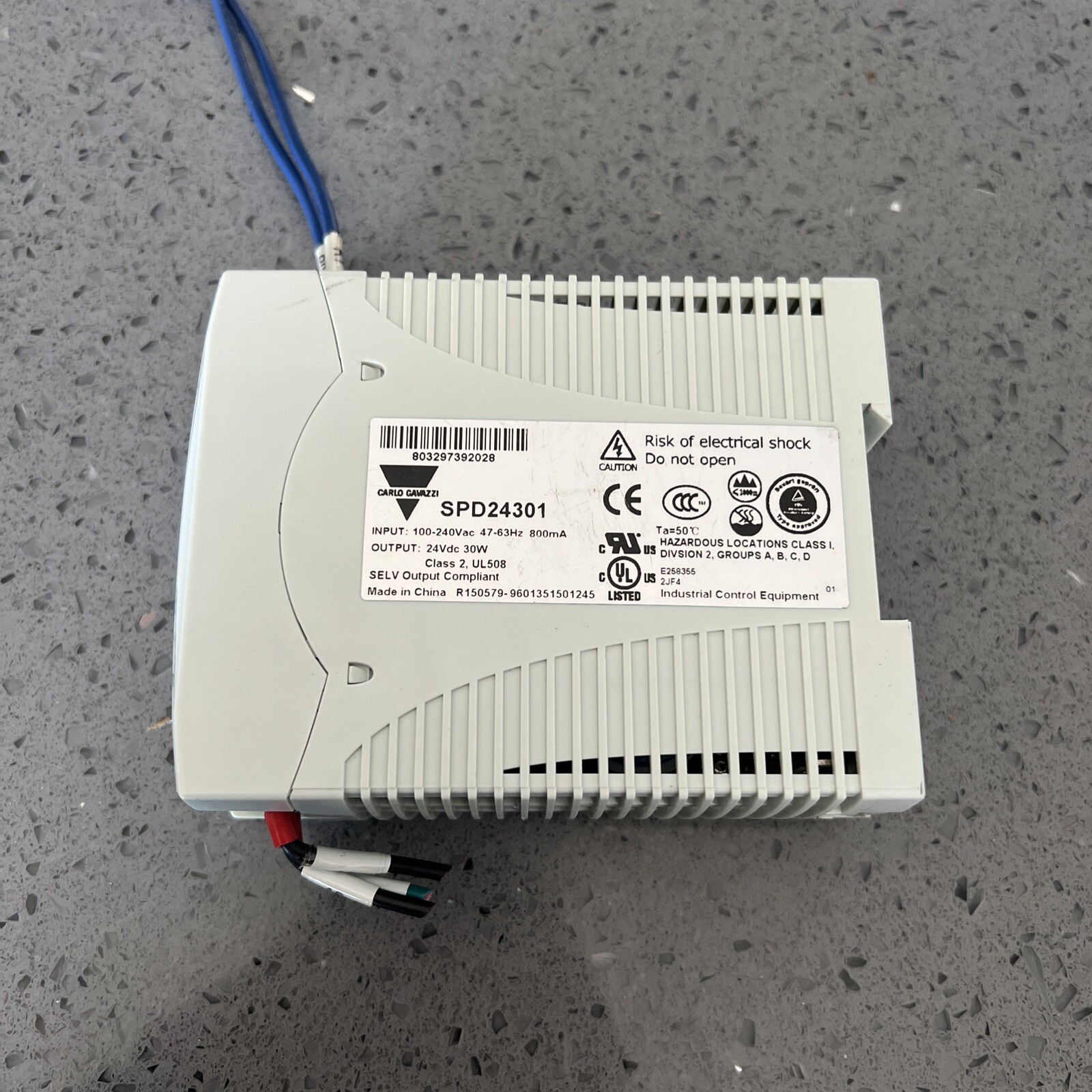 Used CARLO GAVAZZI AC/DC SPD2430 24VDC-1.25A 24VDC1.25A 24VDC 1.25A w ...