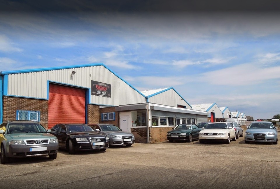 Skoda Karoq ND Halogen Fog Light Bulb H8 12V 35W N10529501 | eBay Australia