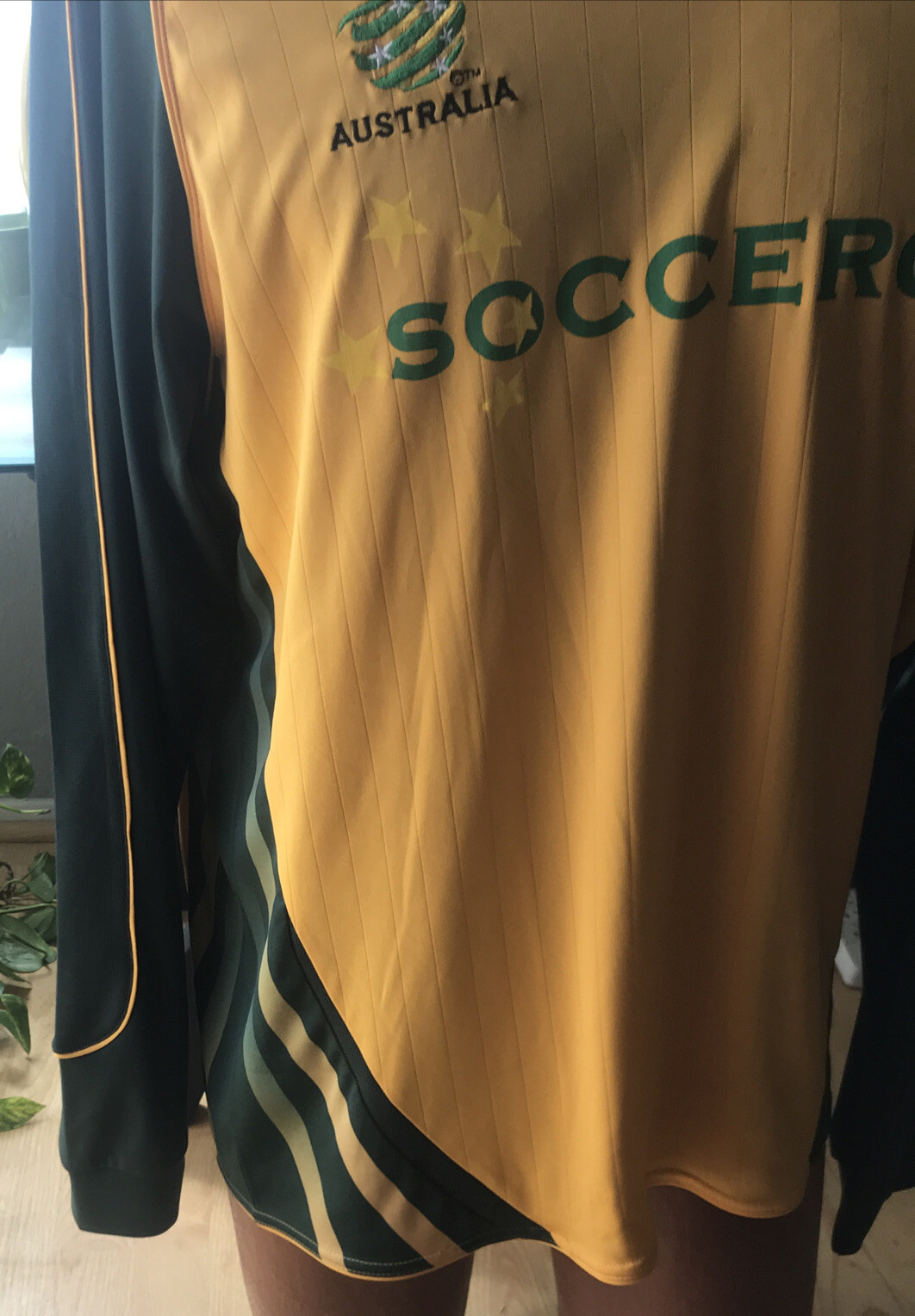 Australia Socceroos Men L Football Soccer Green Yellow Long-Sleeve ...