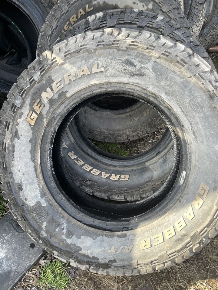 Michelin Defender LTX MS 215/75R15 Tire | 98415 | 100 Load Index | 12/ ...