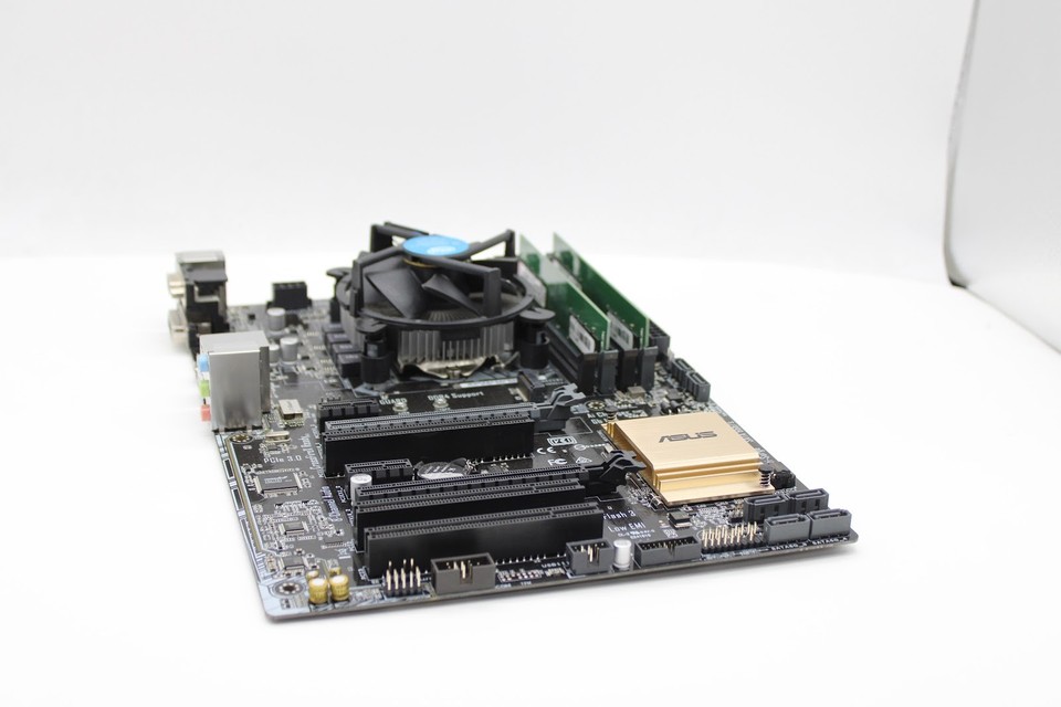 Scheda Madre Asus B150-PLUS Con CPU Intel I3-6300 A 3,80 GHz / 16GB Ram ...