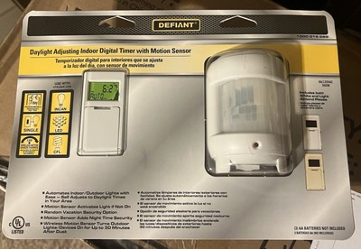 NEW Defiant Daylight Adjusting Indoor Digital Timer Motion Sensor NIP ...