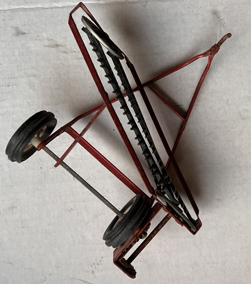 Toy Ertl International Red Hay Rake 1/16 Farm Implement | eBay