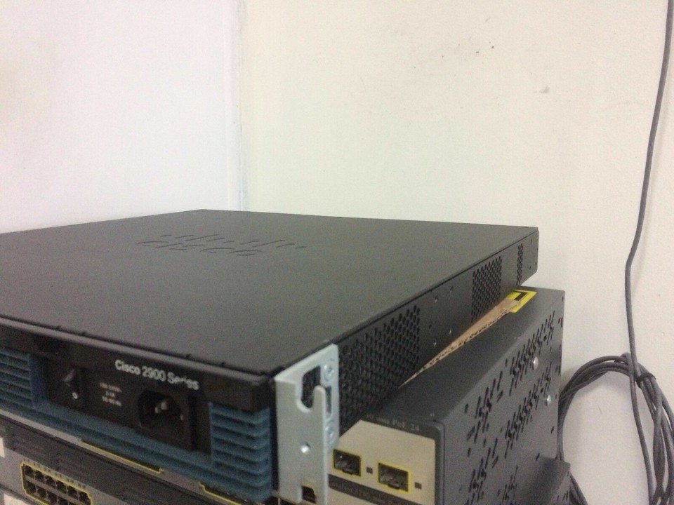 CISCO 2901/K9 2-Port GIGABIT Integrated Services Router ios-15.7 ...