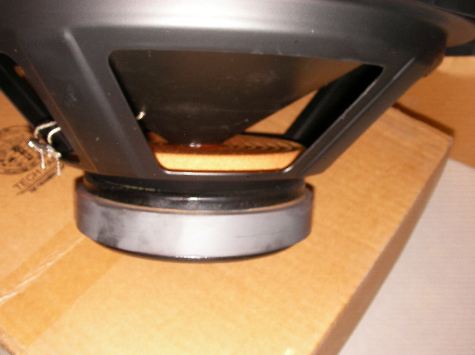 kicker 12" impulse subwoofer fixed grill 1 Ohm 12" bass station ...