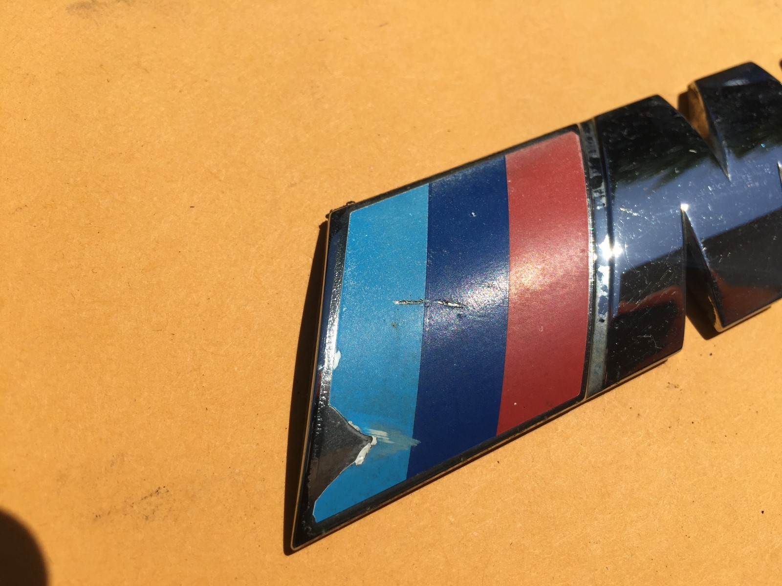 BMW OEM E39 E60 E34 E28 M5 trunk boot LOGO original EMBLEM BADGE USED ...