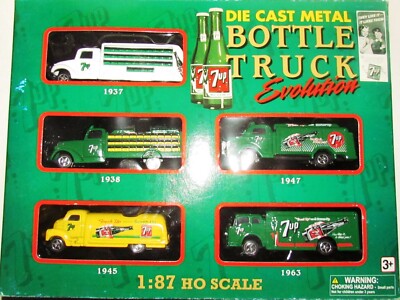 HO SCALE DIE CAST 7UP BOTTLE TRUCK SET OF 5 NEW IN ORIG BOX OLD STOCK ...